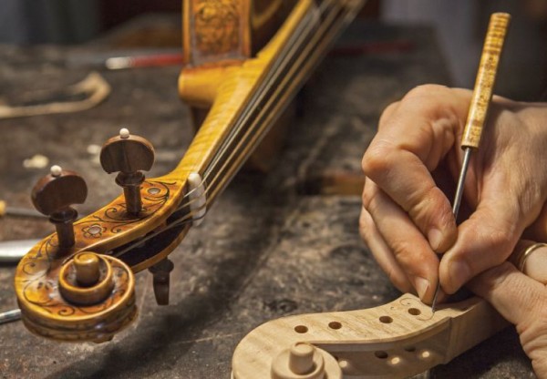 L’artigianato che diventa arte. Alla scoperta della bottega dei liutai ...