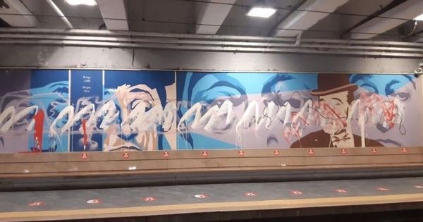 Vergogna a Garibaldi: murale dedicato a Totò ricoperto dai graffiti ...