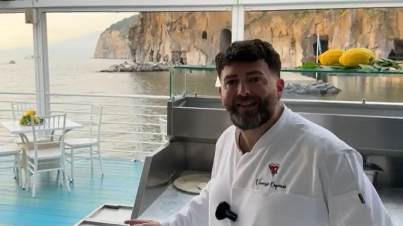 Dopo Napoli Vincenzo Capuano apre pizzeria a Piano di Sorrento