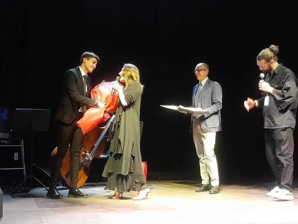 Bufera per il cachet di Lina Sastri, Musicology: "Polemica ridicola ...