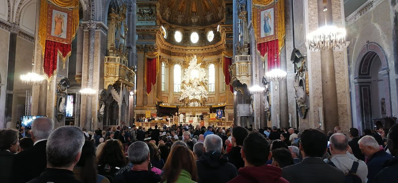 LIVE/ Miracolo di San Gennaro, ecco il video in diretta dal Duomo di Napoli