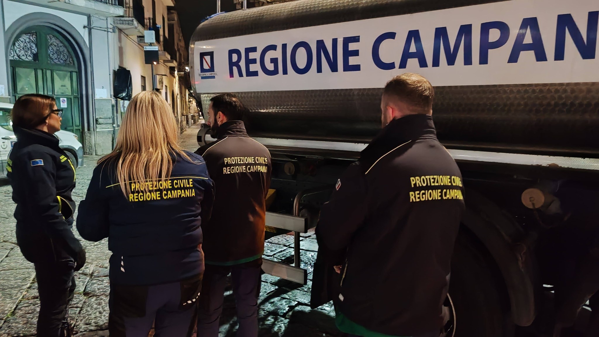 Casoria, crollato palazzo sgomberato: cosa è successo