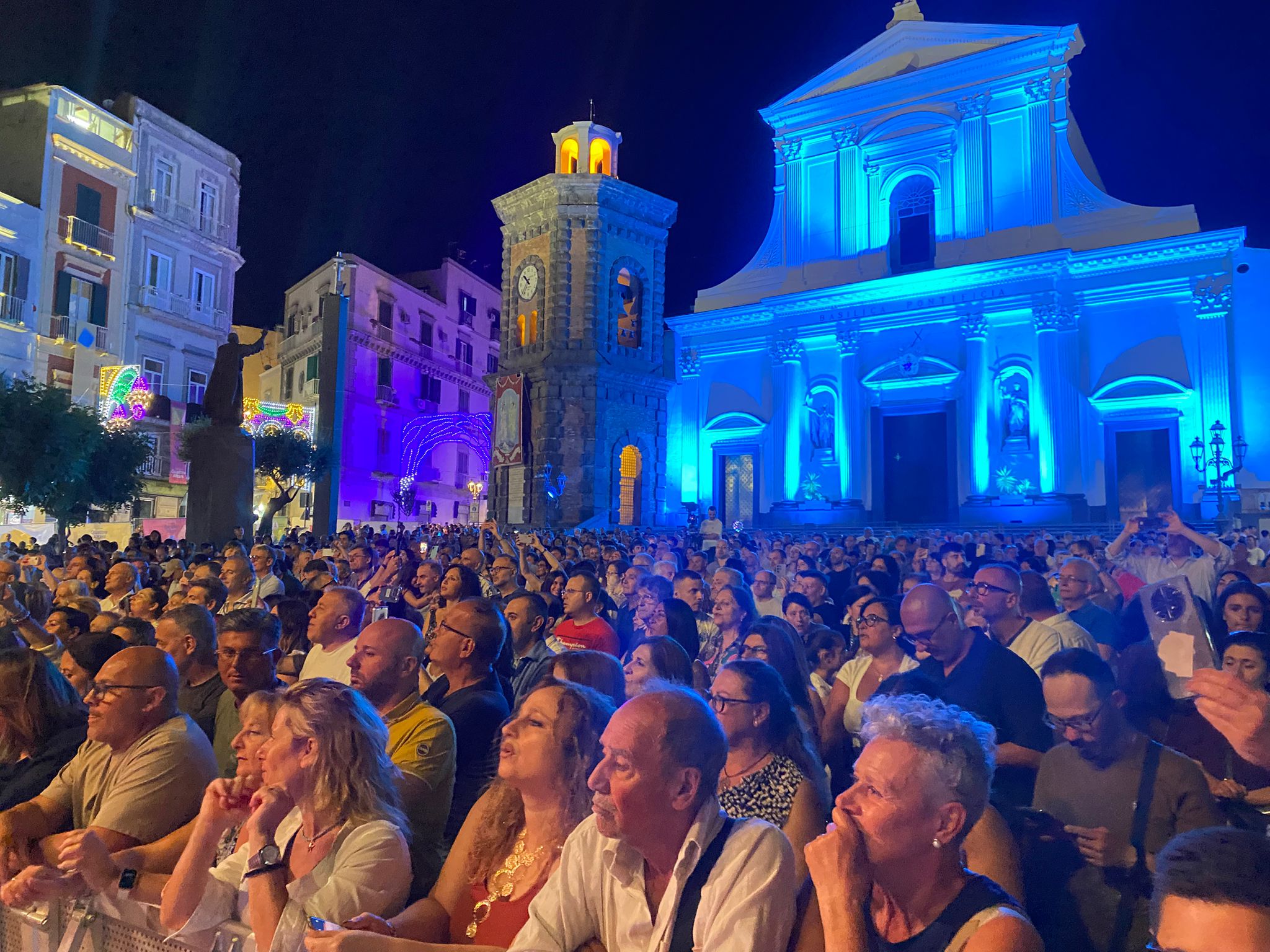 Festa dei Quattro Altari, stasera Clementino a Torre del Greco